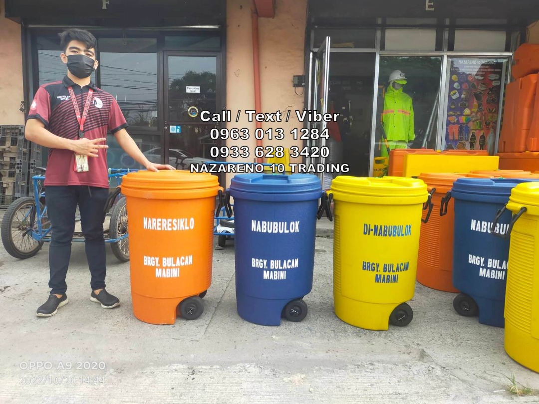 Trolling Bin with wheels, Furniture & Home Living, Cleaning & Homecare ...