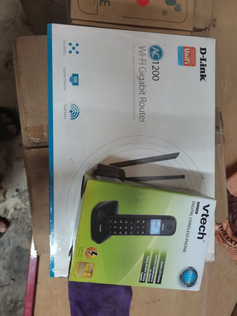 Unifi modem switch router cordless phone, Computers & Tech, Parts ...