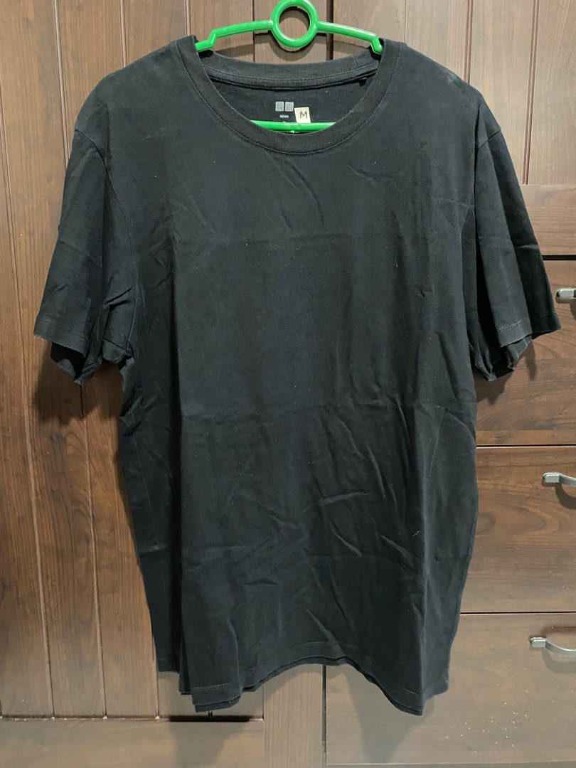 Uniqlo Supima Black Tshirt, Men's Fashion, Tops & Sets, Tshirts & Polo Shirts on Carousell
