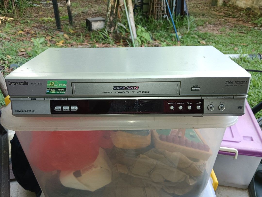 VHS player video home system vintage lama function, TV & Home ...