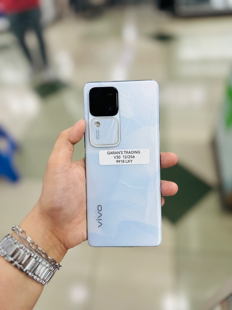 Vivo V30 5G 12/256GB OPENLINE NO ISSUES GLOBAL UNIT ONLY, Mobile Phones ...