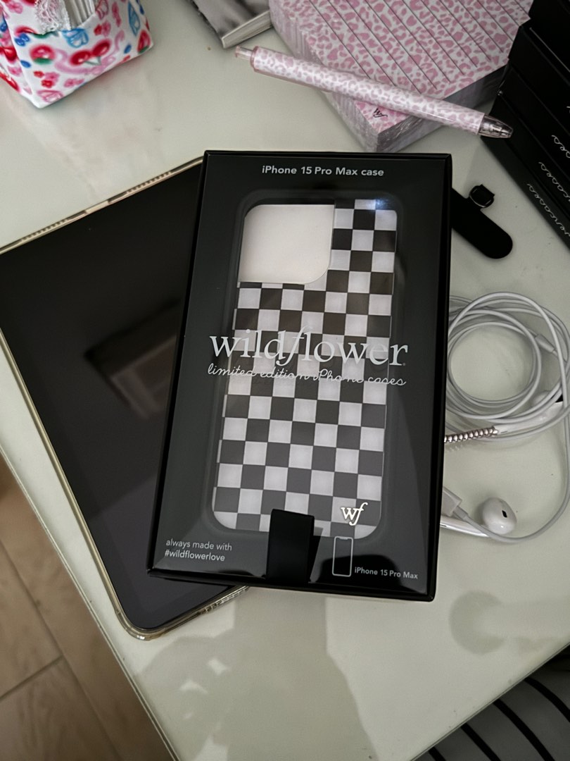 Wildflower Checkers iPhone 15 Pro Max, Mobile Phones & Gadgets, Mobile ...