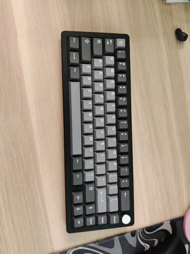 Xinmeng m66 barebones wts fullset, Computers & Tech, Parts ...