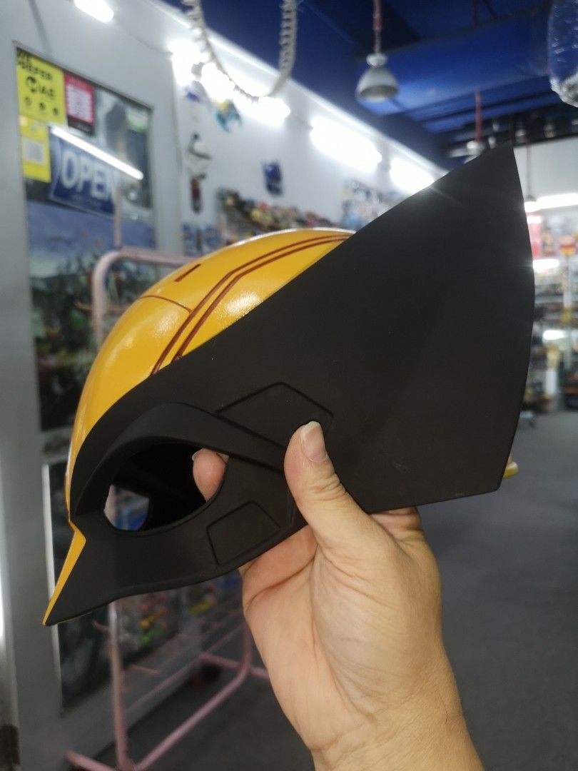 X-Men Wolverine mask abs cosplay, Hobbies & Toys, Toys & Games on Carousell