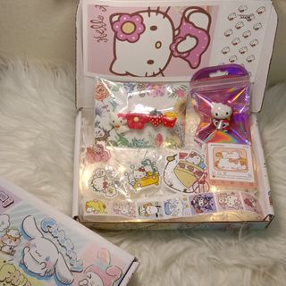 7 Eleven Hello Kitty Tins 9 design, Hobbies & Toys, Collectibles ...