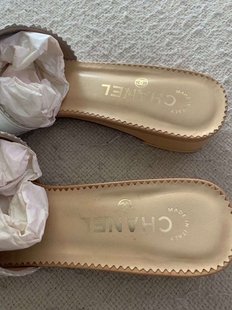Authentic Chanel Sandals, Women's Fashion, Footwear, Flats on Carousell