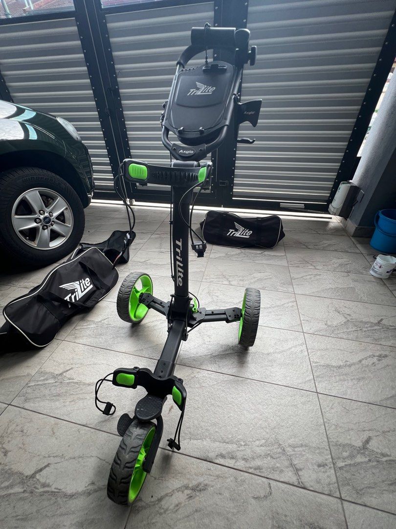 Axglo triLite 3 wheels golf trolley troli, Sports Equipment, Sports ...