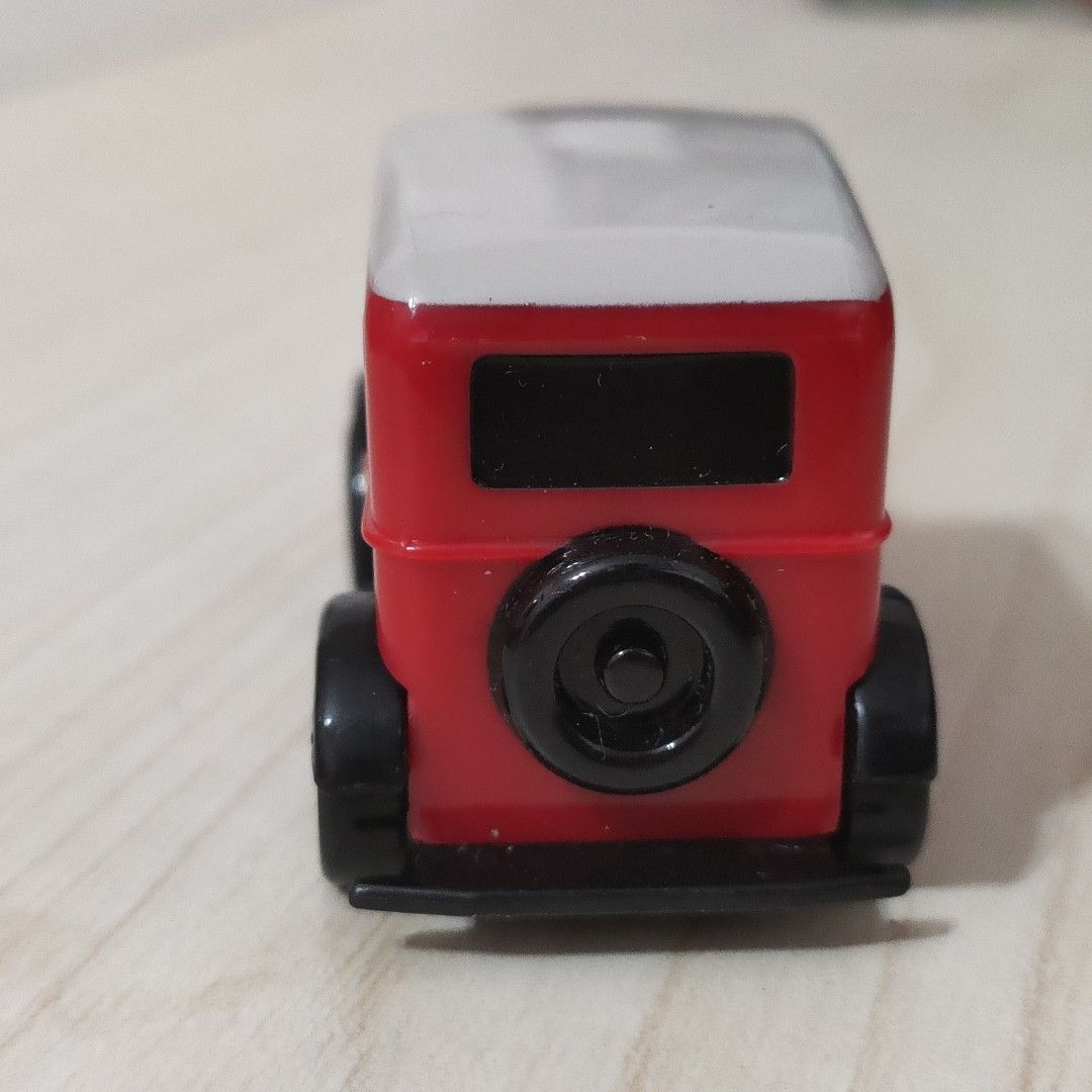 Caroline Road Rail Station Trackmaster Tomy Set, Thomas & Friends Tank ...