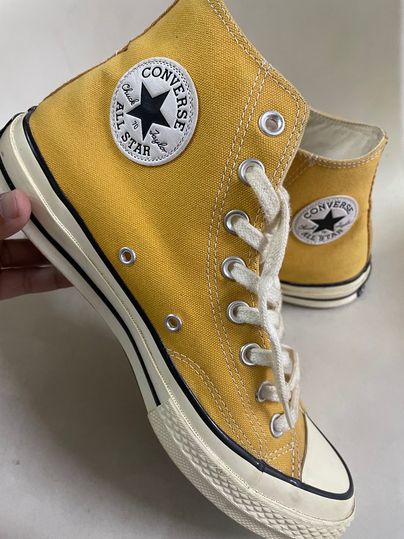 Coverse chuck taylor, Women's Fashion, Footwear, Sneakers on Carousell