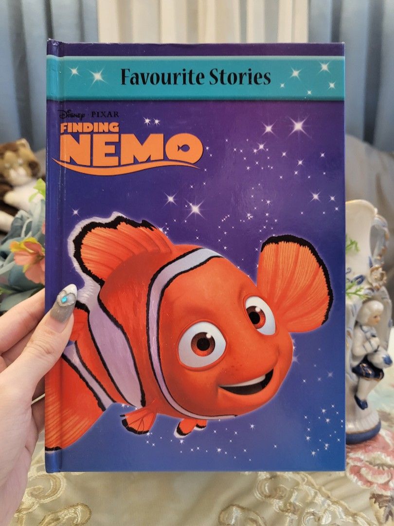 Disney/Pixar Finding Nemo Book, Hobbies & Toys, Books & Magazines ...