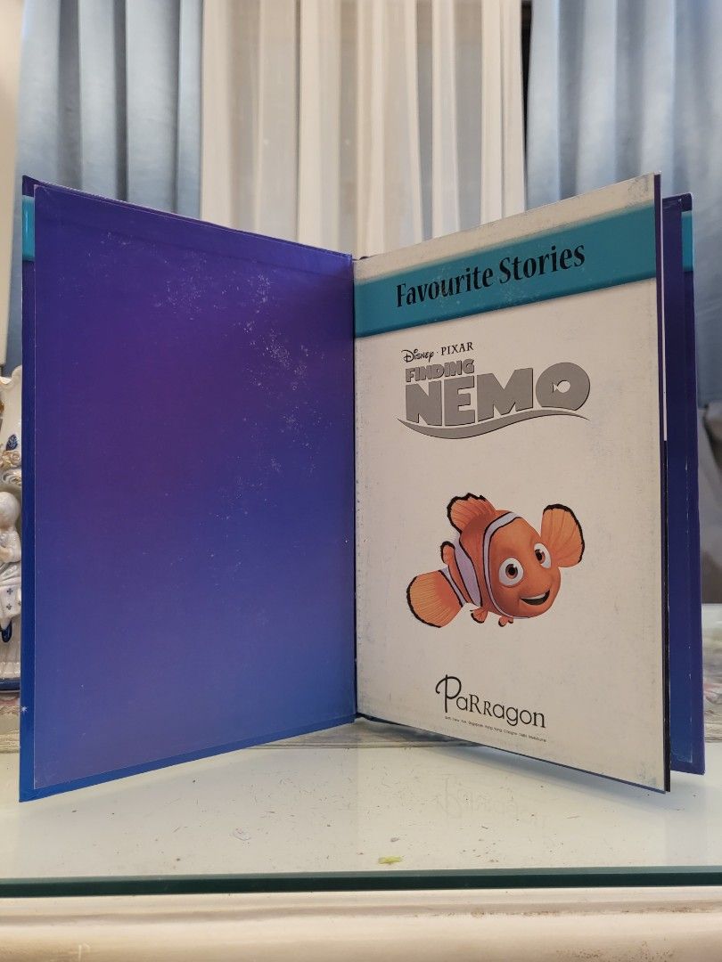 Disney/Pixar Finding Nemo Book, Hobbies & Toys, Books & Magazines ...