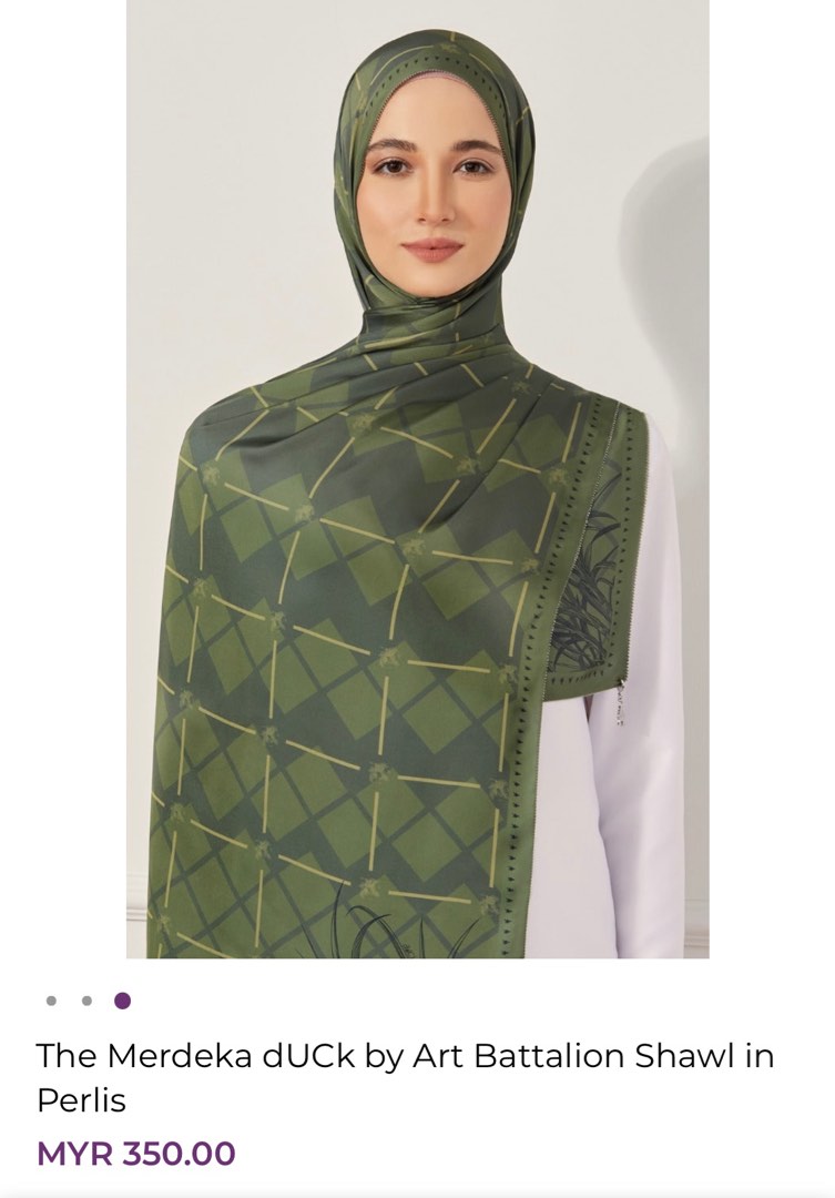 Duckscarves The merdeka duck by art batallion (PERLIS), Women's Fashion ...