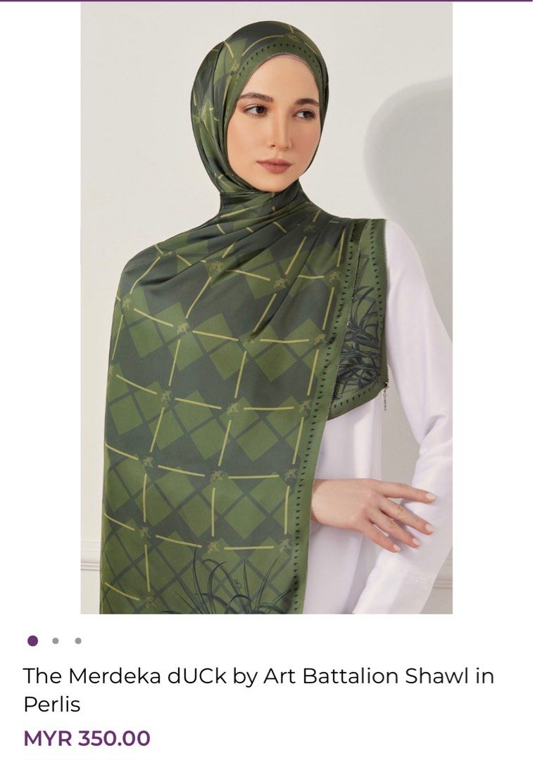 Duckscarves The merdeka duck by art batallion (PERLIS), Women's Fashion ...