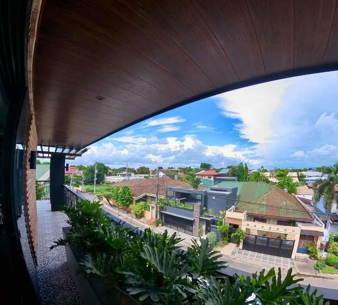 FOR SALE: Merville Park Subdivision, 3 Storey House and Lot, Property ...