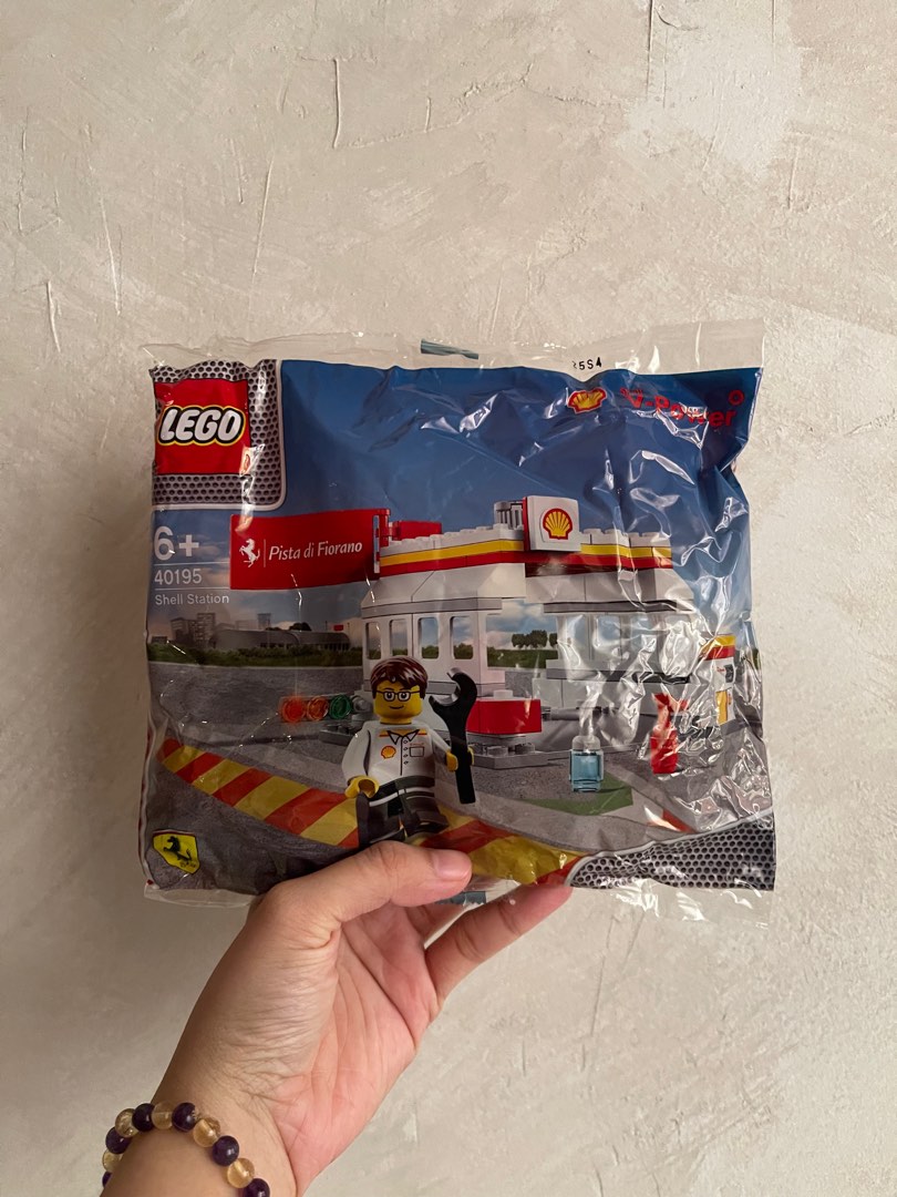 LEGO Shell Ferrari Shell Station 40195 Polybag, Hobbies & Toys, Toys ...