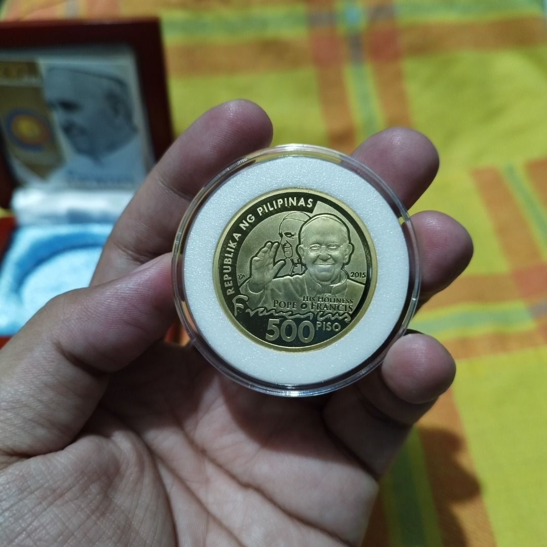 Limited edition Commemorative Pope Francis 500 Pesos Philippine coin ...