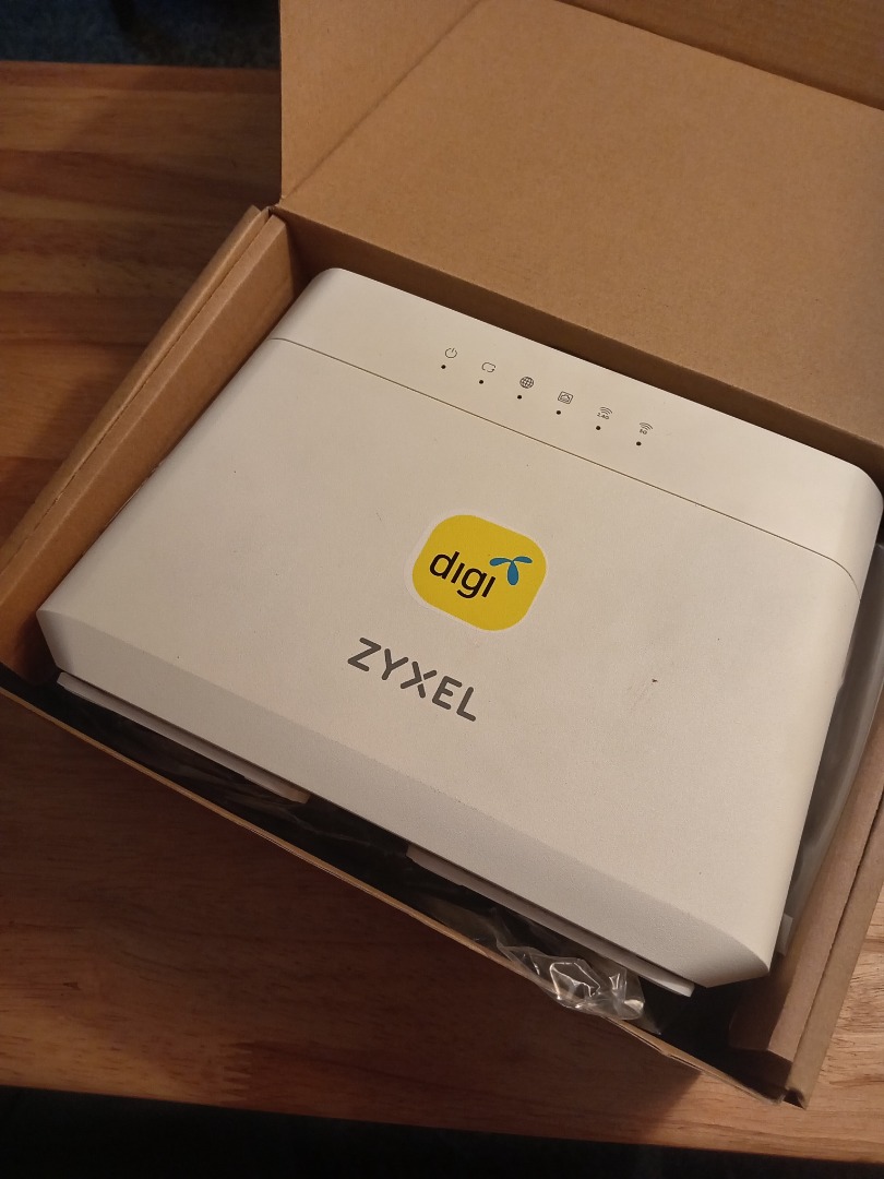 Modem WiFi DIGI ZYXEL, Computers & Tech, Office & Business Technology ...