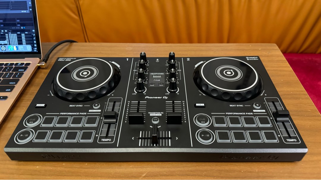 Pioneer DDJ 200 controller 新淨～齊配件, 音響器材, 音樂播放裝置 MP3及CD Player - Carousell