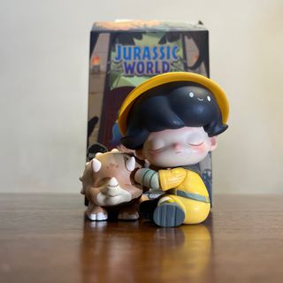 Dimoo Jurassic World PopMart (Baby Dino Knight/ Brachiosaurus Feeder ...