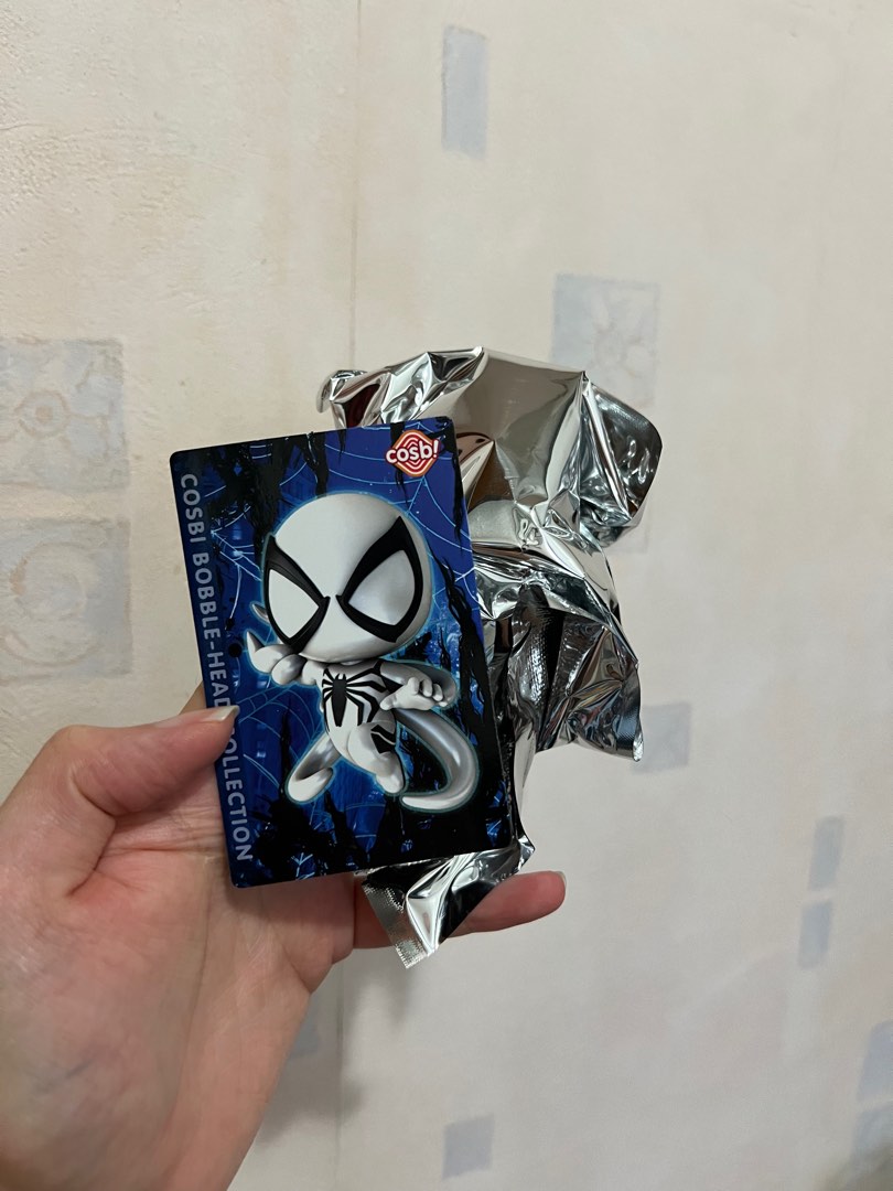 SPIDER-MAN 2 COSBI COLLECTION-ANTI VENOM SUIT, 興趣及遊戲, 玩具 & 遊戲類 - Carousell