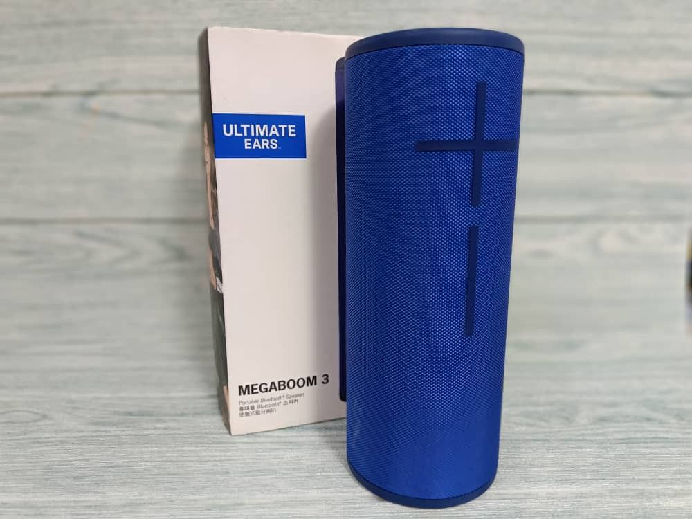 Ultimate Ears UE MEGABOOM 3 Wireless Waterproof (Direct Plug In), Audio ...