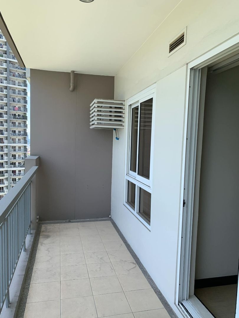 2 Bedroom Bare Unit for Rent in Fairlane Residences, Property, Rentals ...
