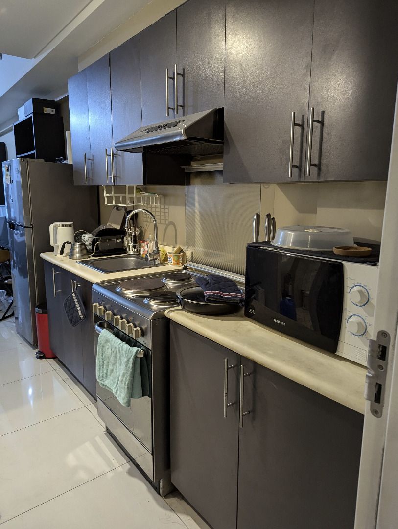 34sq Studio Condo at Alveo Senta Tower, Legazpi St - near Greenbelt ...