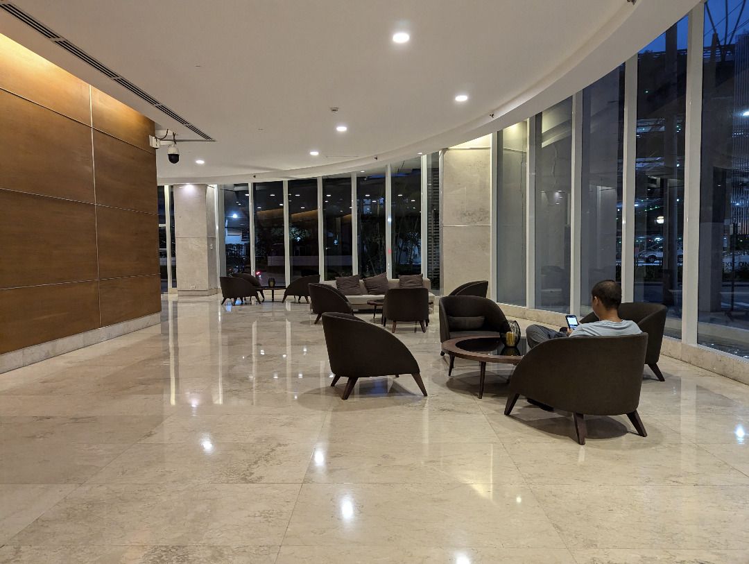34sq Studio Condo at Alveo Senta Tower, Legazpi St - near Greenbelt ...