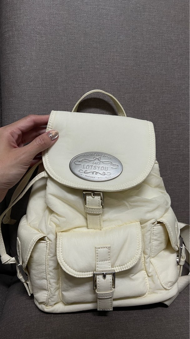 二手 LOTSYOU / Jennie同款 雙肩包 Nostalgia chubby Backpack, 她的時尚, 包包、錢包, 背包在旋轉拍賣