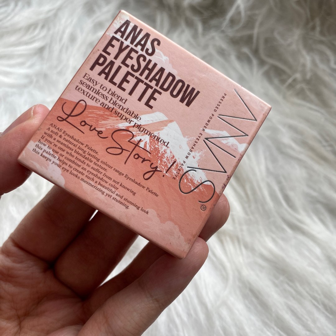 ANAS EYESHADOW PALETTE, Beauty & Personal Care, Face, Makeup on Carousell