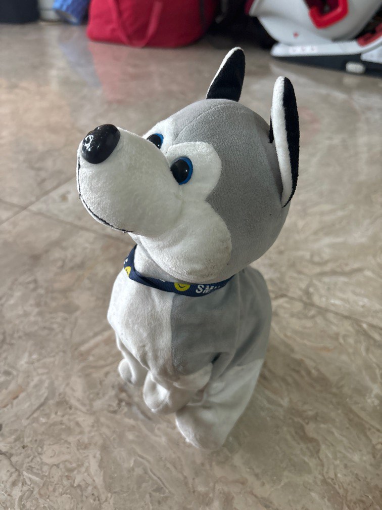 Battery operated dog, Hobbies & Toys, Toys & Games on Carousell