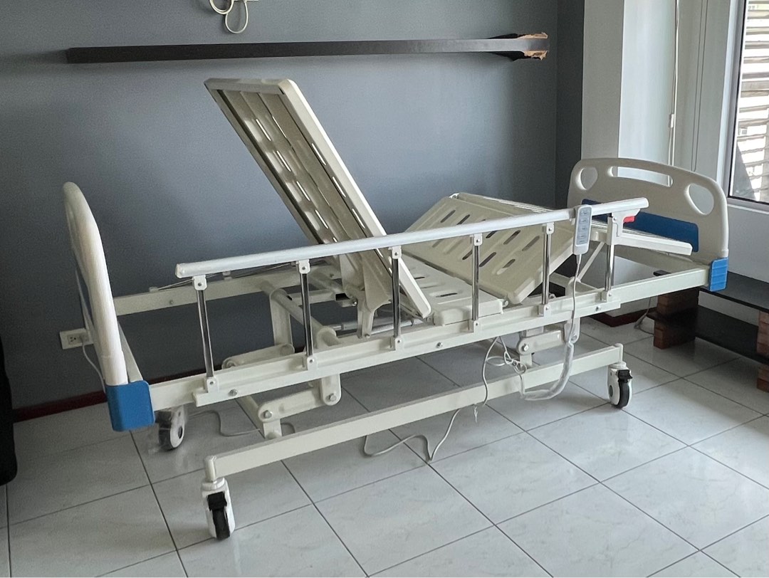 Electric Push Button Hospital Bed 3- Crank with Mattress, Health ...