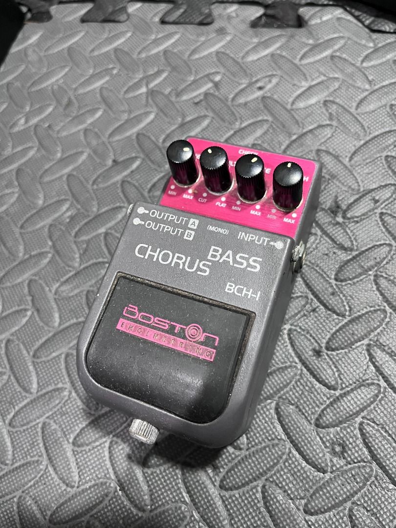 Guitar Multi Effects and Bass Analog Effects ZOOM / KORG / BOSTON ENGINEERING, Hobbies & Toys ...