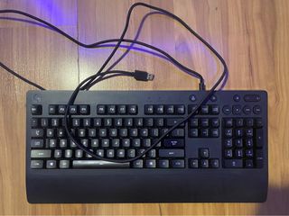 Razer Deathstalker Chroma Keyboard, Computers & Tech, Parts ...