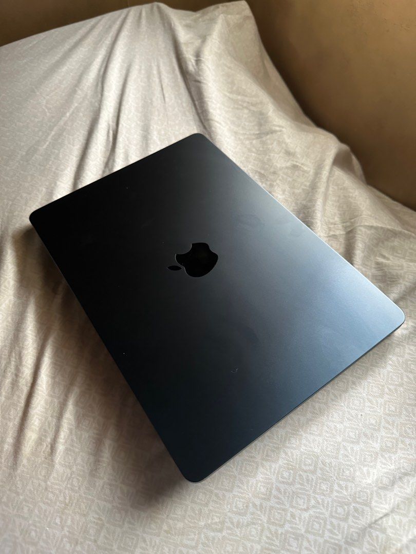 Macbook Air M2 Midnight, Computers & Tech, Laptops & Notebooks on Carousell