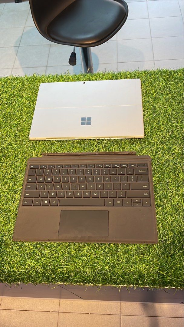 Microsoft Surface pro3 i5 4th gen 4gb Ram 128gb SSD window 10pro ...