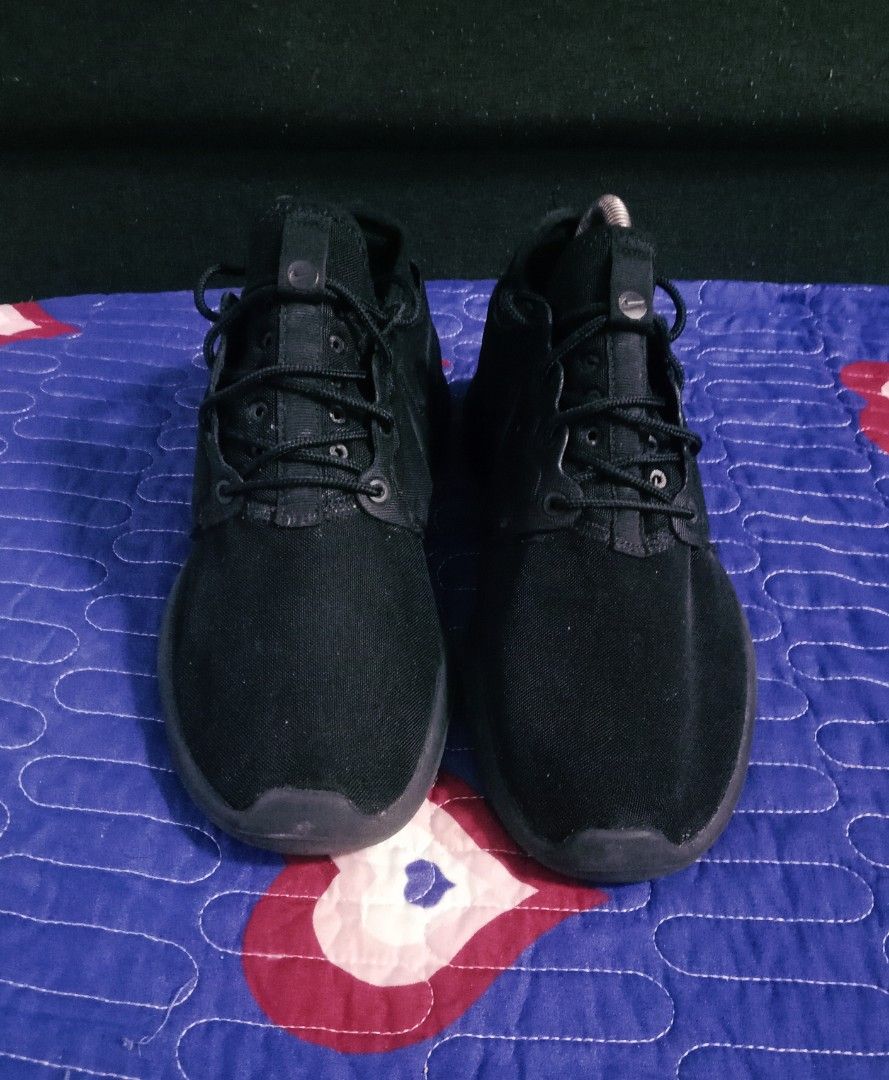Nike slip on bertali, Men's Fashion, Footwear, Sneakers on Carousell