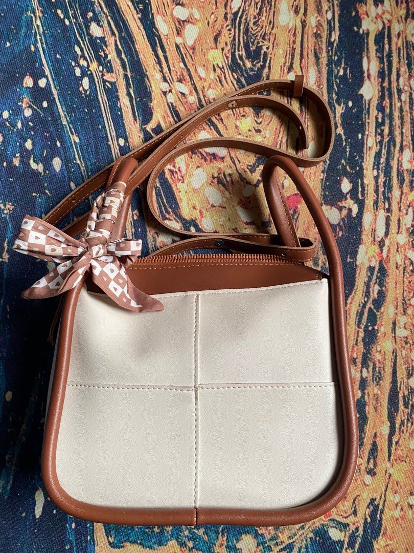 Nunu Sammy Sling Bag, Women's Fashion, Bags & Wallets, Cross-body Bags ...