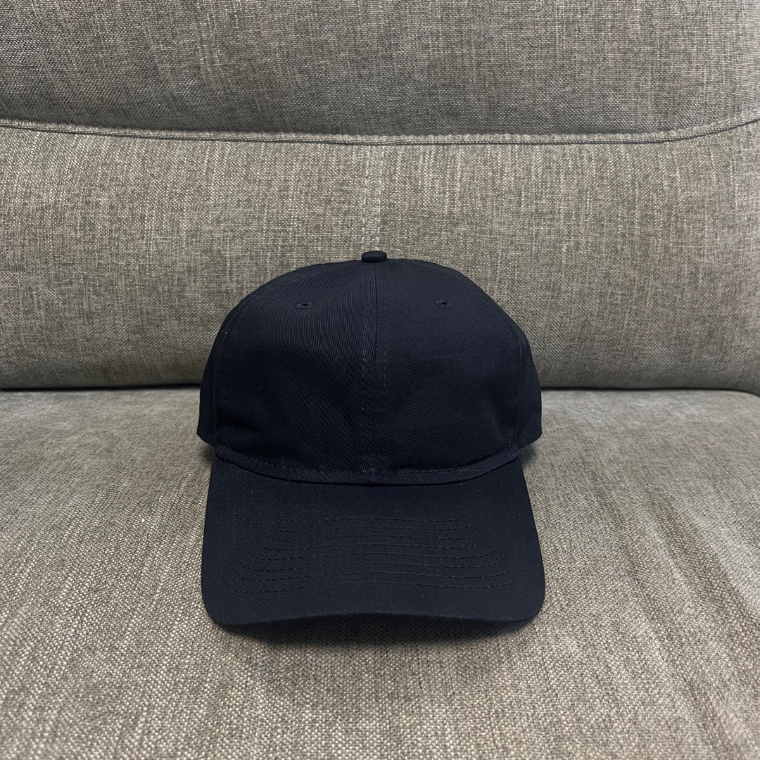 Plain Black 9Twenty New Era strapback, Men's Fashion, Watches ...