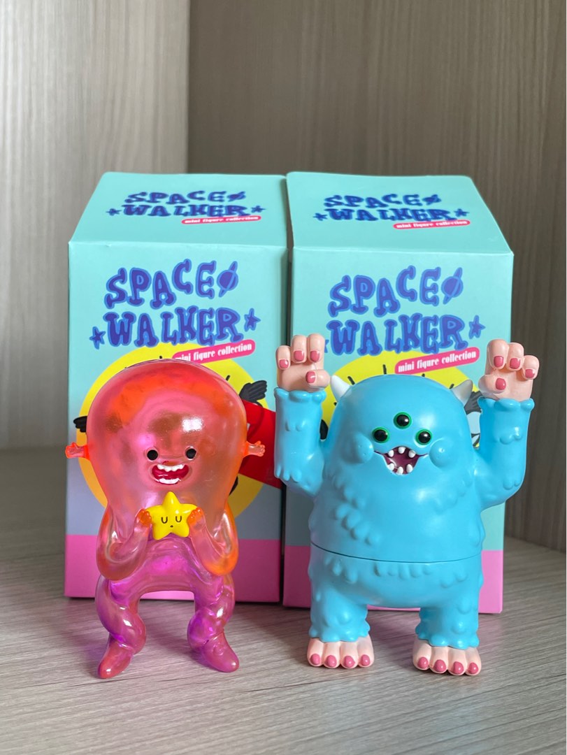 POPMART Space walker x How2Work 聯合盲盒, 興趣及遊戲, 玩具 & 遊戲類 - Carousell