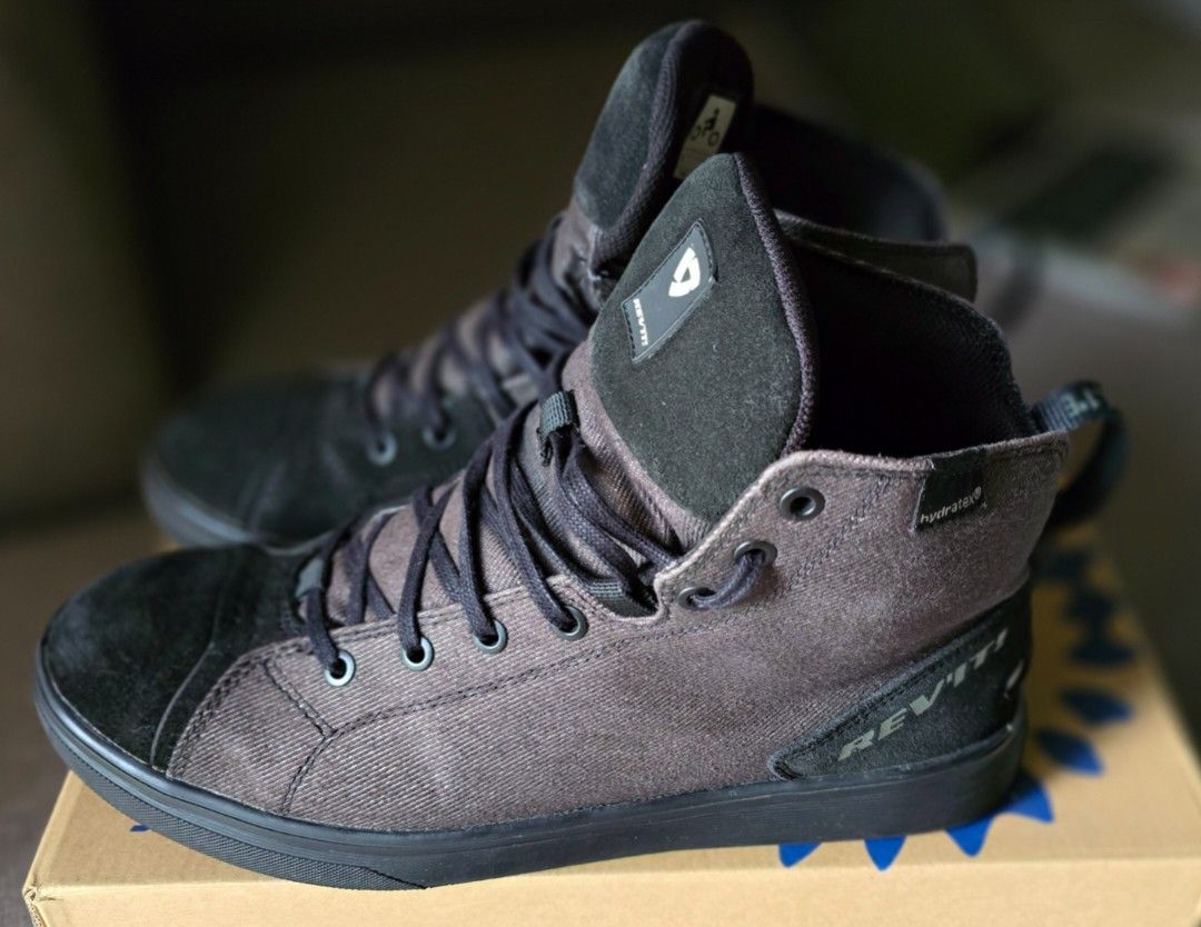 Revit Delta H2O Motorcycle Shoes, Men's Fashion, Footwear, Boots on ...