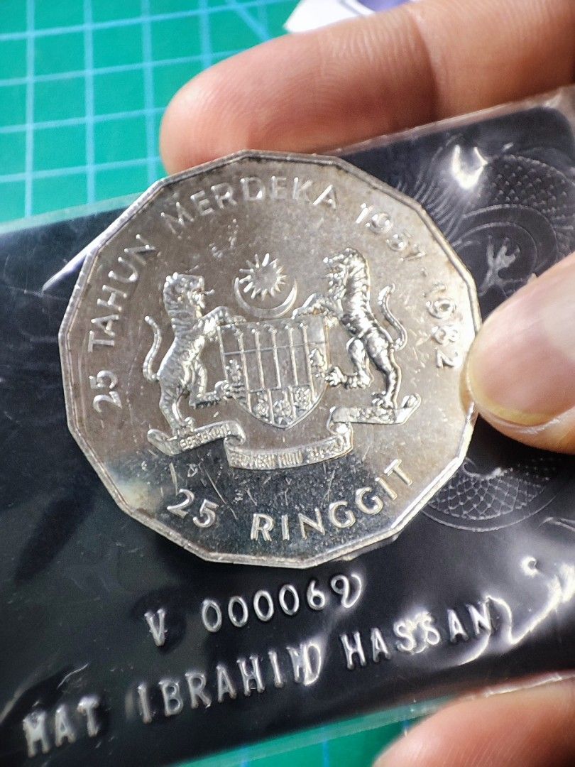 Silver Coin Original Rm25 Sempena 25TH Merdeka 1957-1982, Hobbies ...