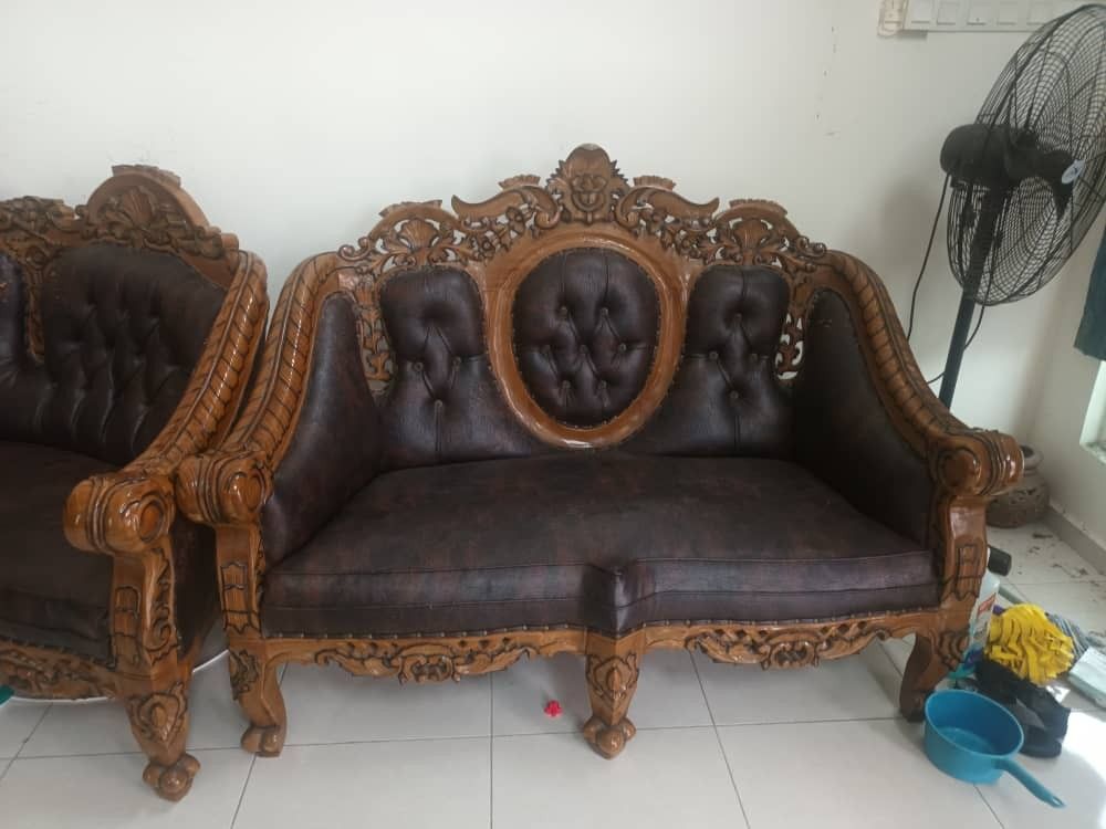 Sofa Kayu Jati Fully Leather ( Rangka Besar ), Furniture & Home Living ...