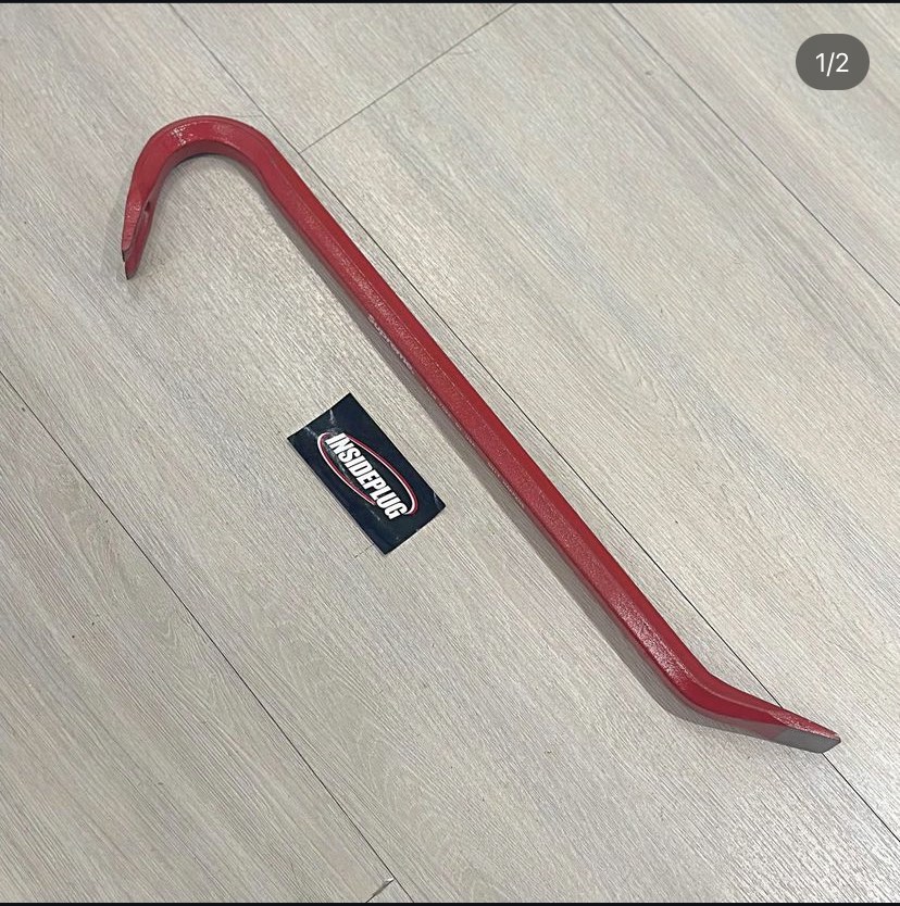 Supreme Tool Crowbar FW15, Furniture & Home Living, Home Improvement ...