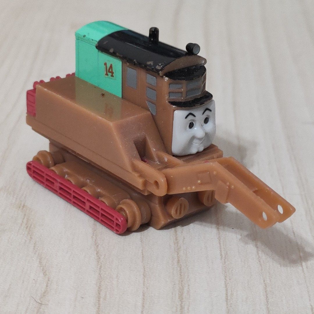 Thomas & Friends - Oliver the Excavator collectible toy, Hobbies & Toys ...