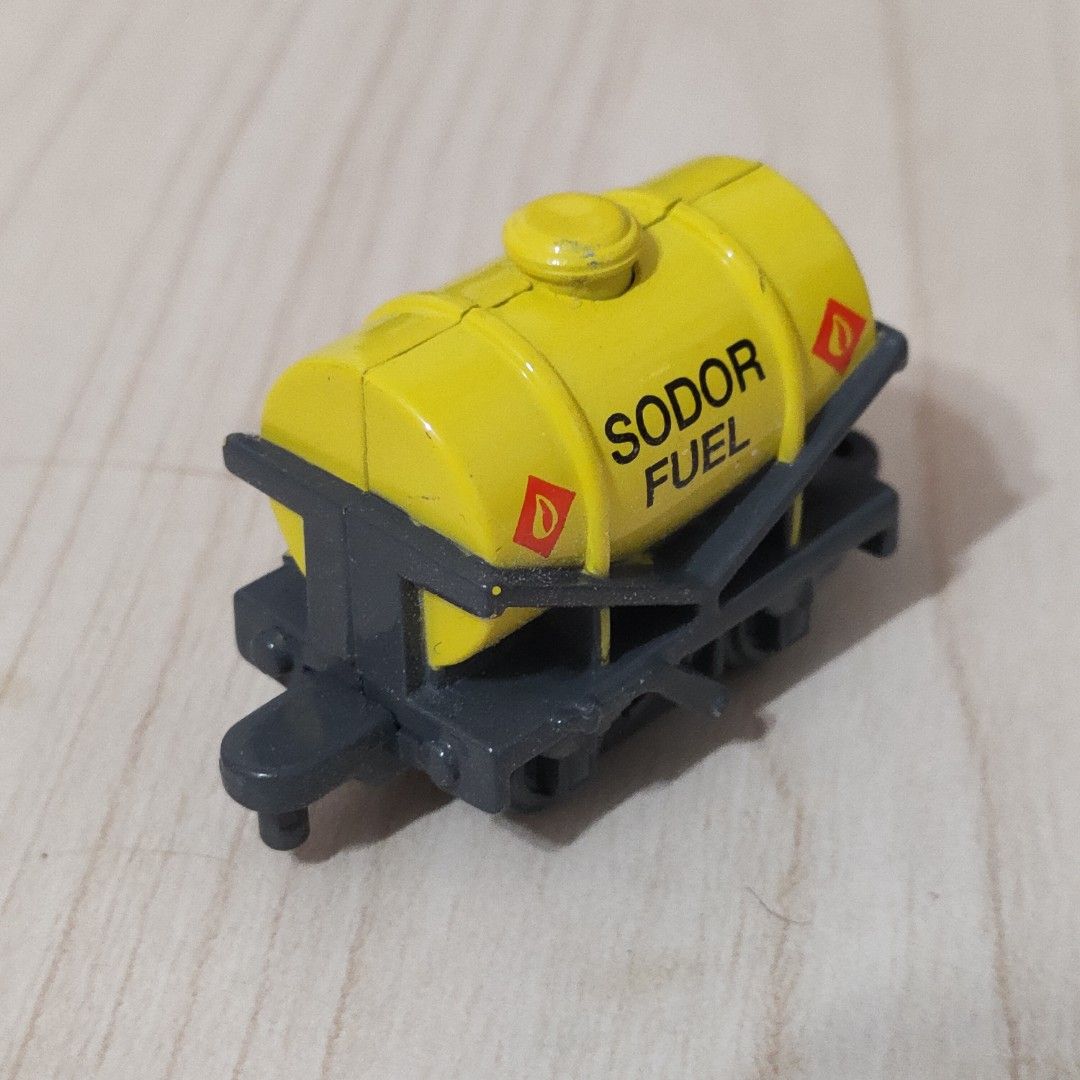 Thomas & Friends - Sodor Fuel Tanker collectible toy, Hobbies & Toys ...