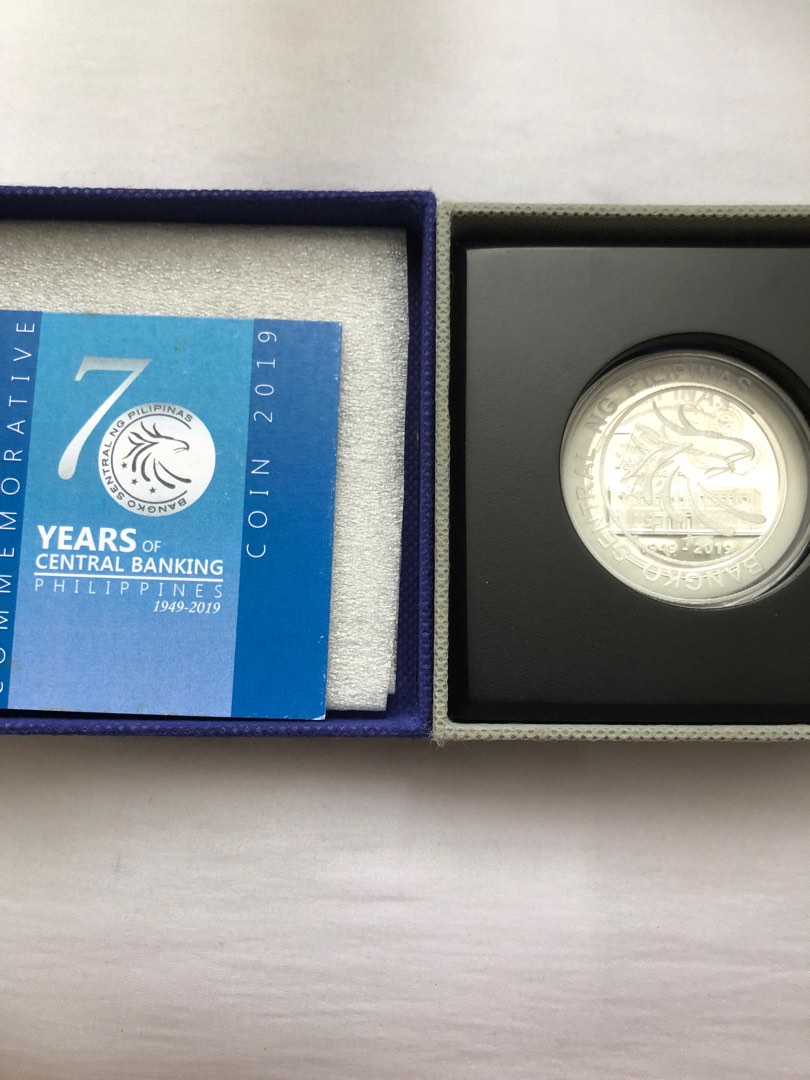 500 piso Silver 70 years of Bangko Sentral, Hobbies & Toys, Memorabilia & Collectibles, Currency ...