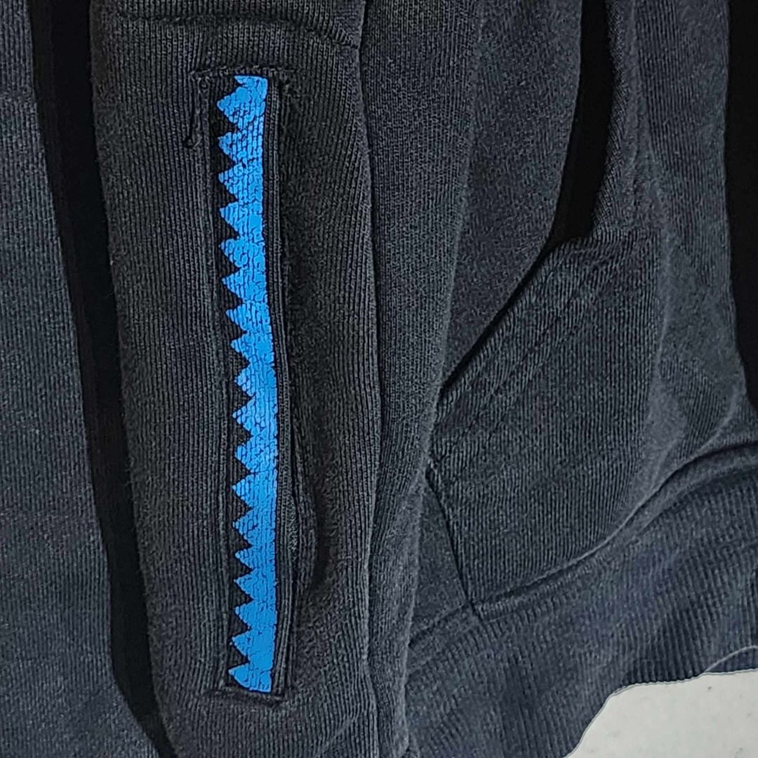 Adidas Bomb Logo Black Hoodie Jacket, Men's Fashion, Coats, Jackets and ...