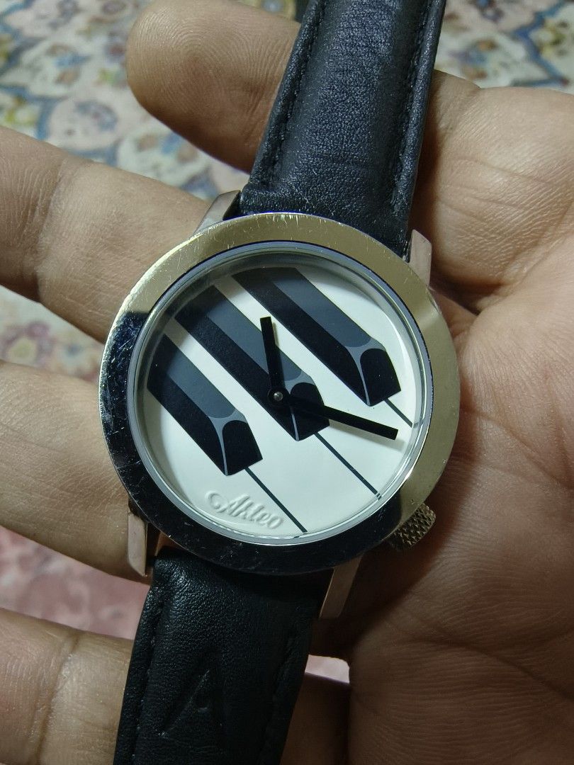 akteo swiss, Luxury, Watches on Carousell