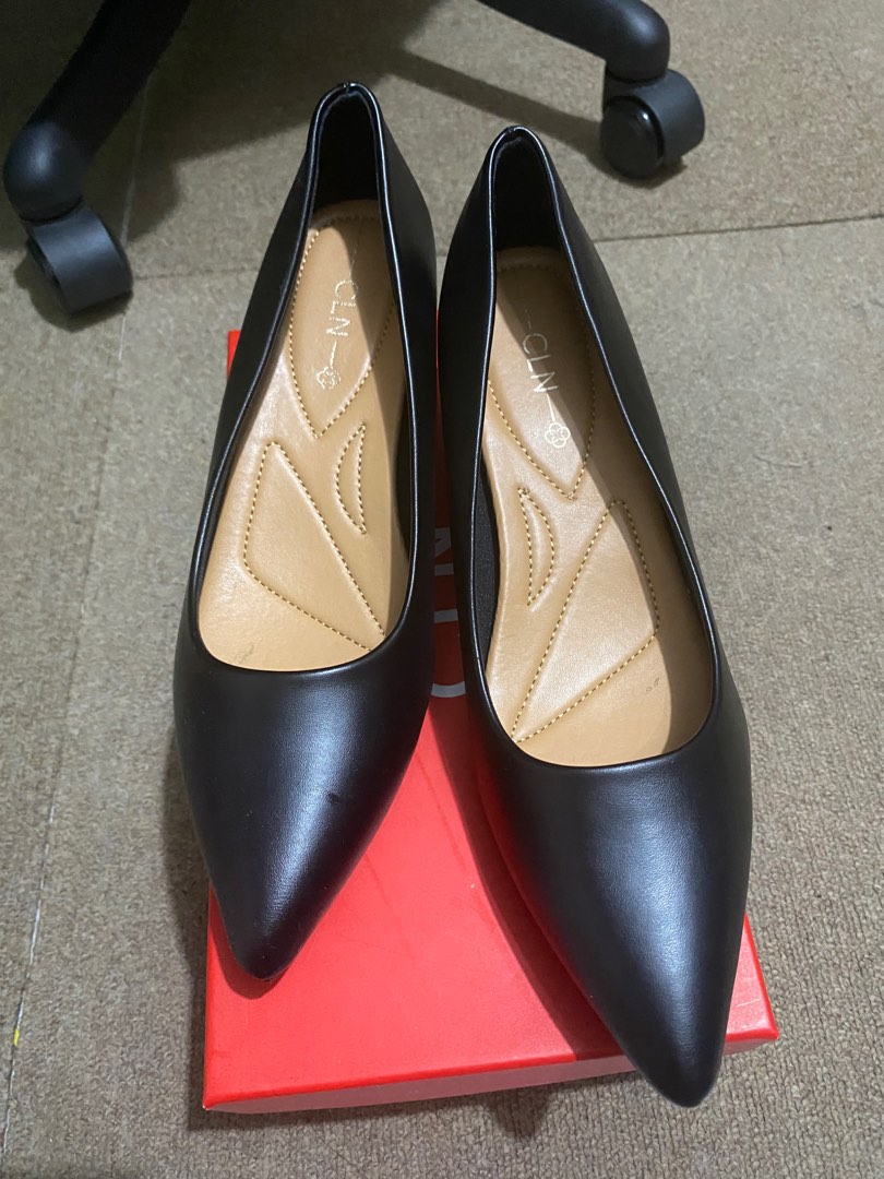 CLN office Heel Pumps, Women's Fashion, Footwear, Heels on Carousell